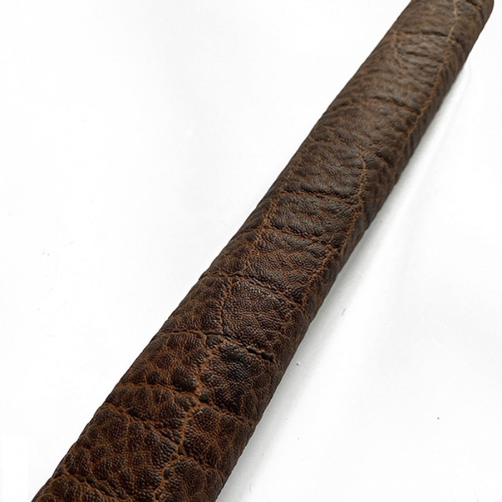 BROWN EE TYPE EMBOSSED COWHIDE LEATHER WRAP